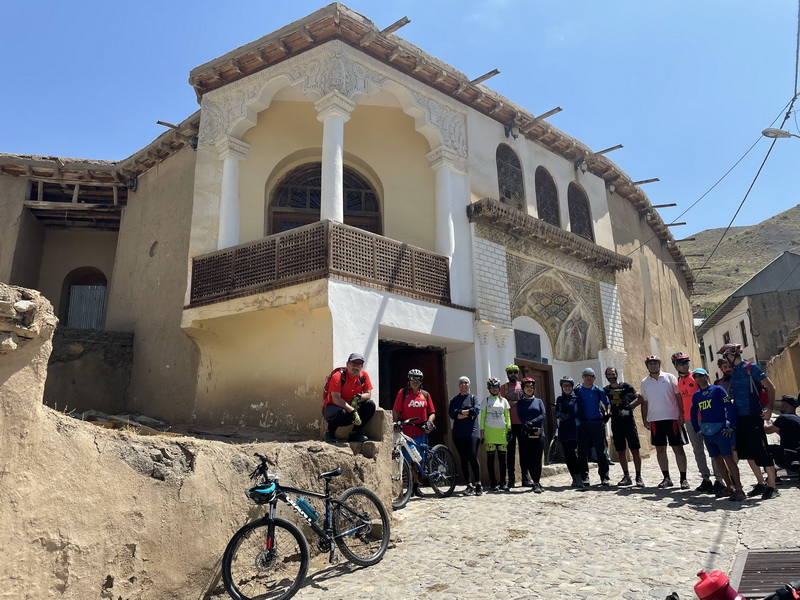 انگرود و یالرود و یوش در دامنه آزاد کوه زیبا و باشکوه ۳۰و ۳۱ مرداد ...